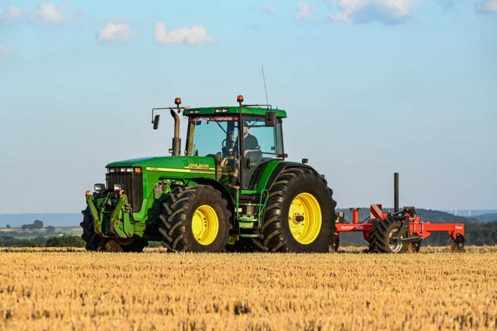 Power Legends | Restoring John Deere’s Legacy with Passion